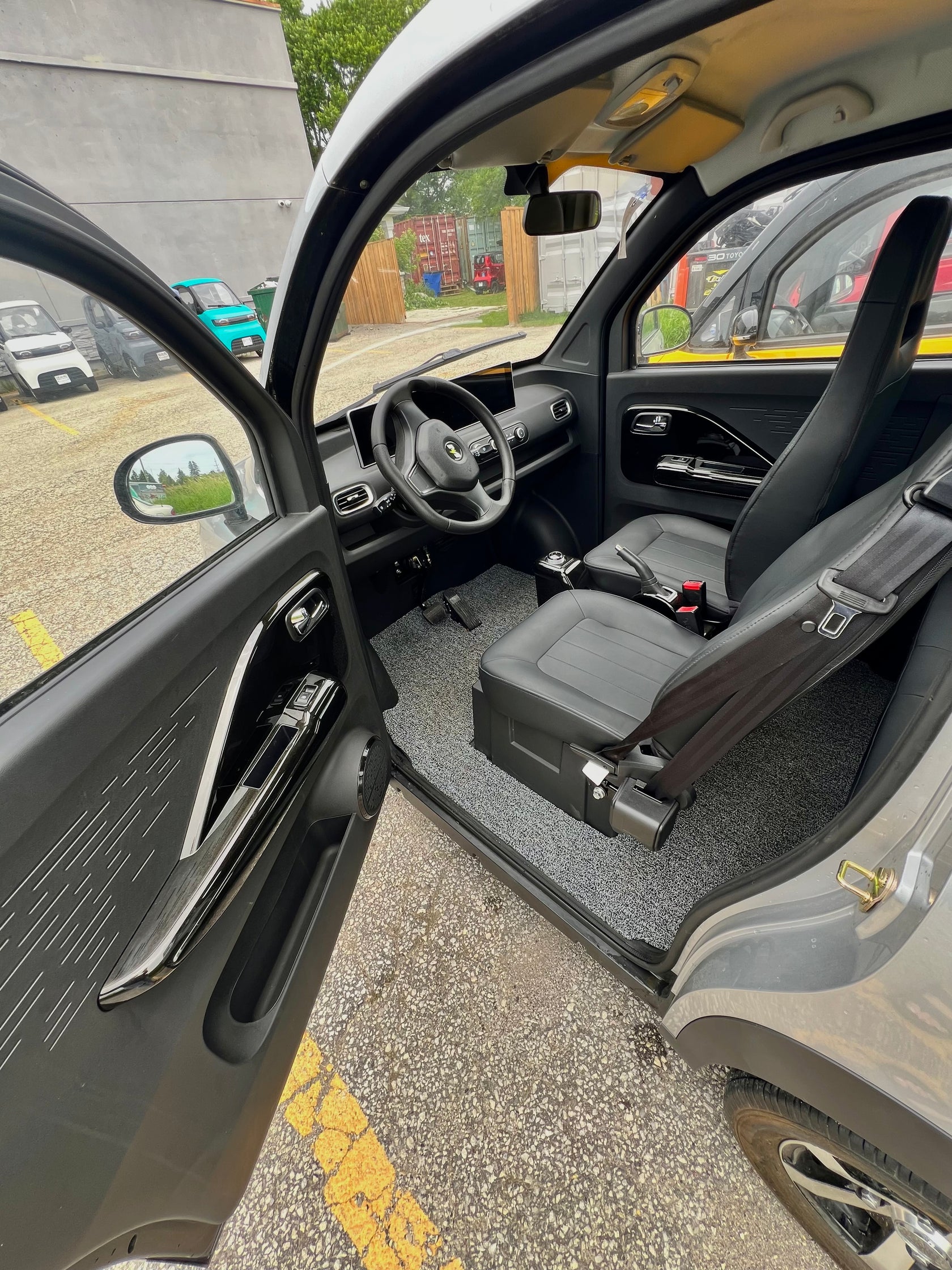 Matrix NEXA 4S-4 Seater Enclosed Scooter – Ride the Wind Ebikes