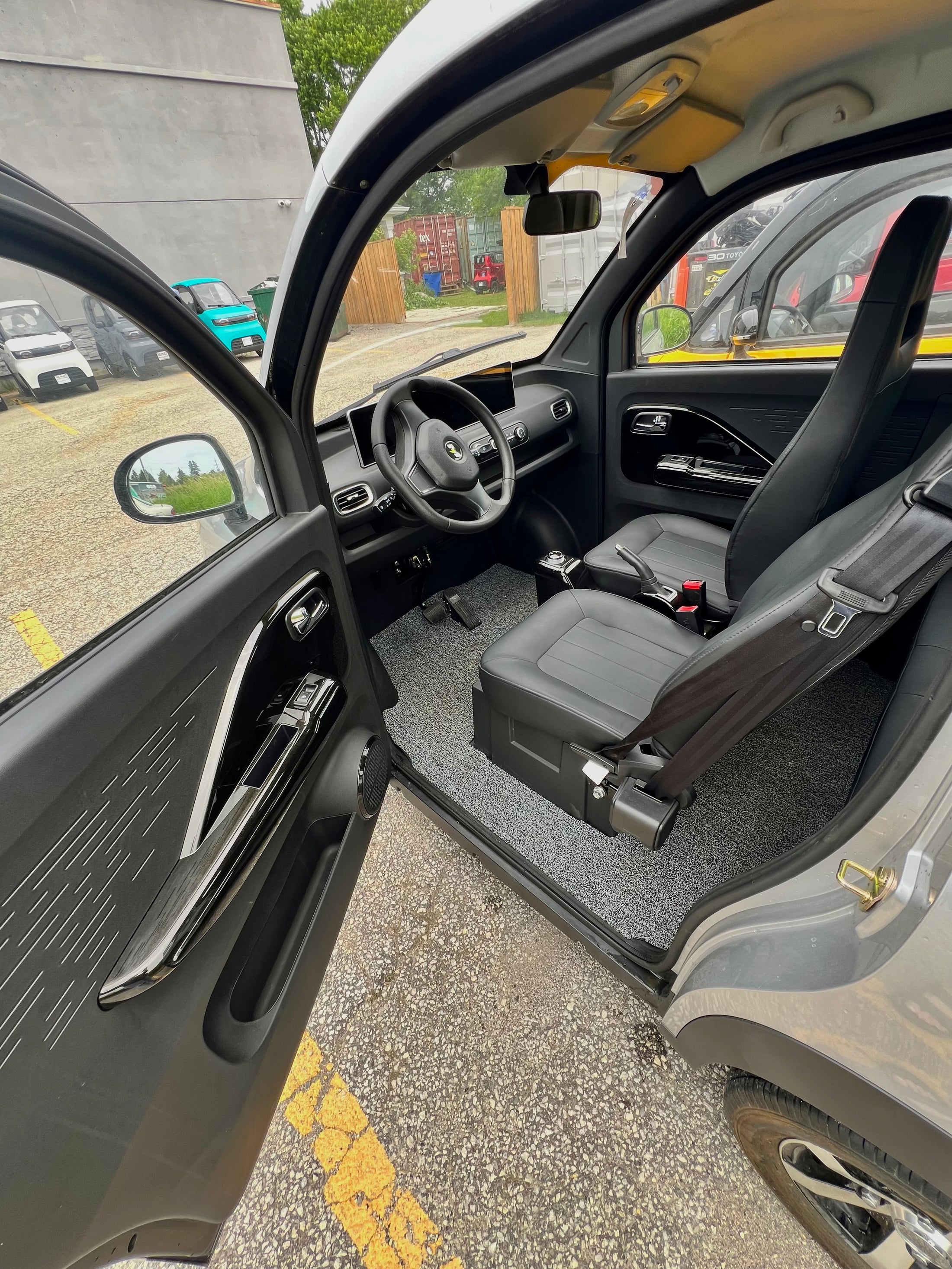 Matrix NEXA 4S-4 Seater Enclosed Scooter – Ride the Wind Ebikes