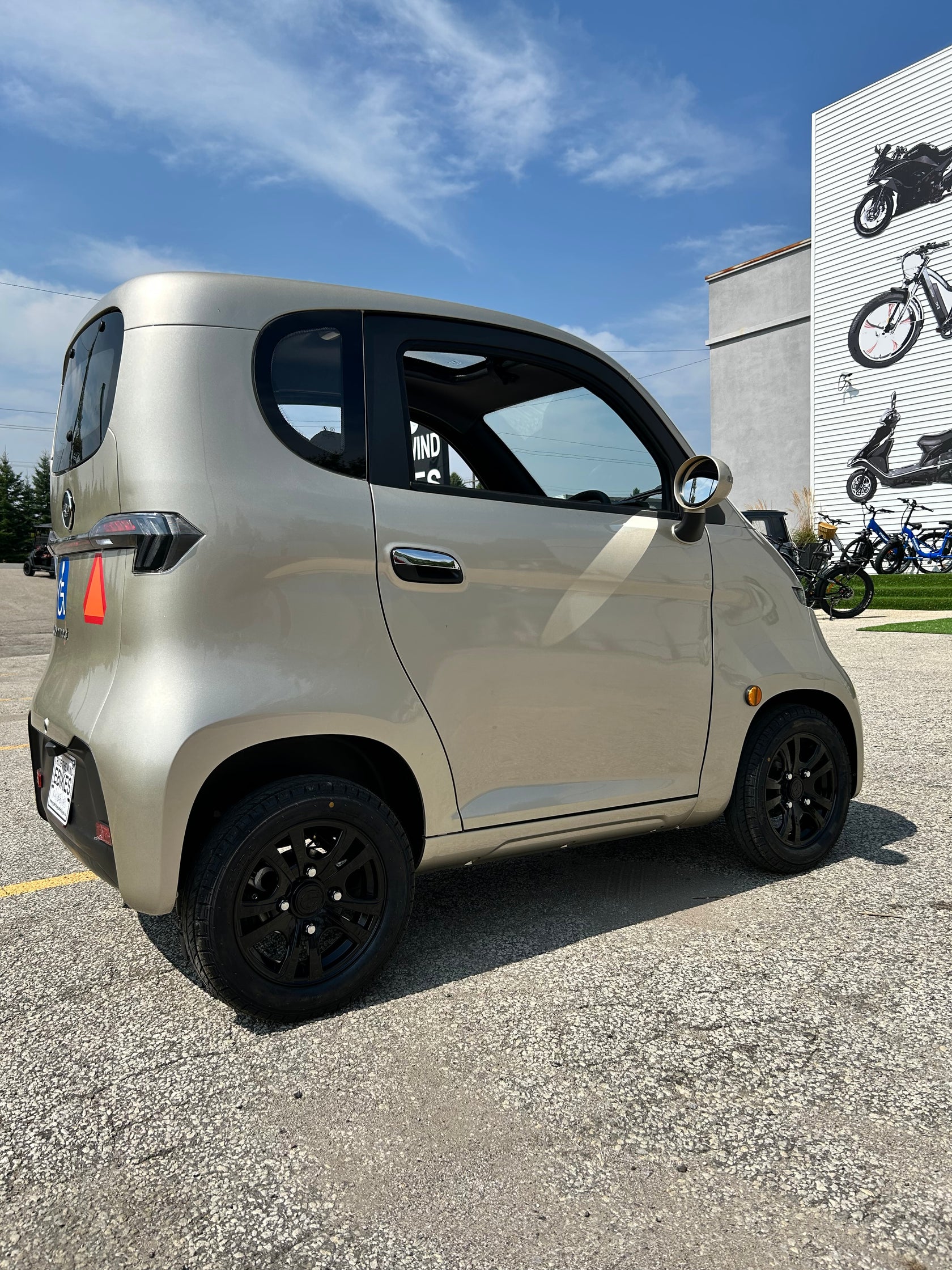 Ecolo ET4 Connect PLUS 4 Wheel Enclosed Mobility Scooter – Ride the ...