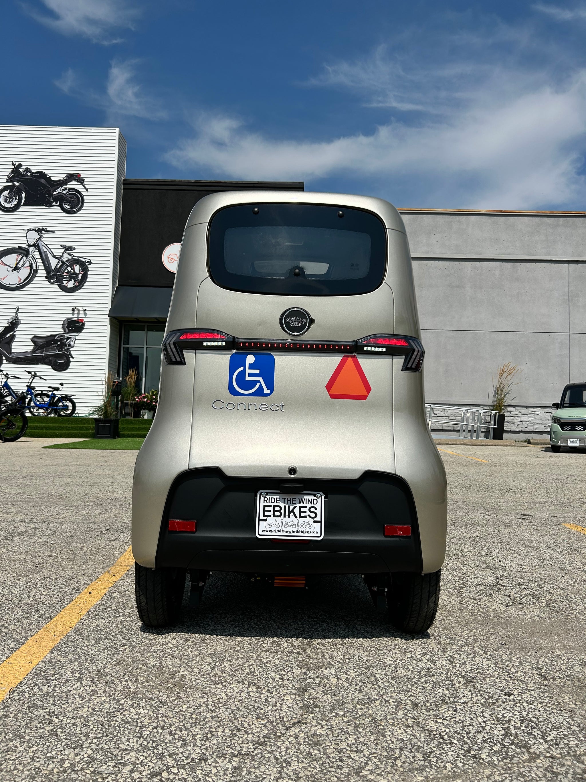 Ecolo ET4 Connect PLUS 4 Wheel Enclosed Mobility Scooter – Ride the ...