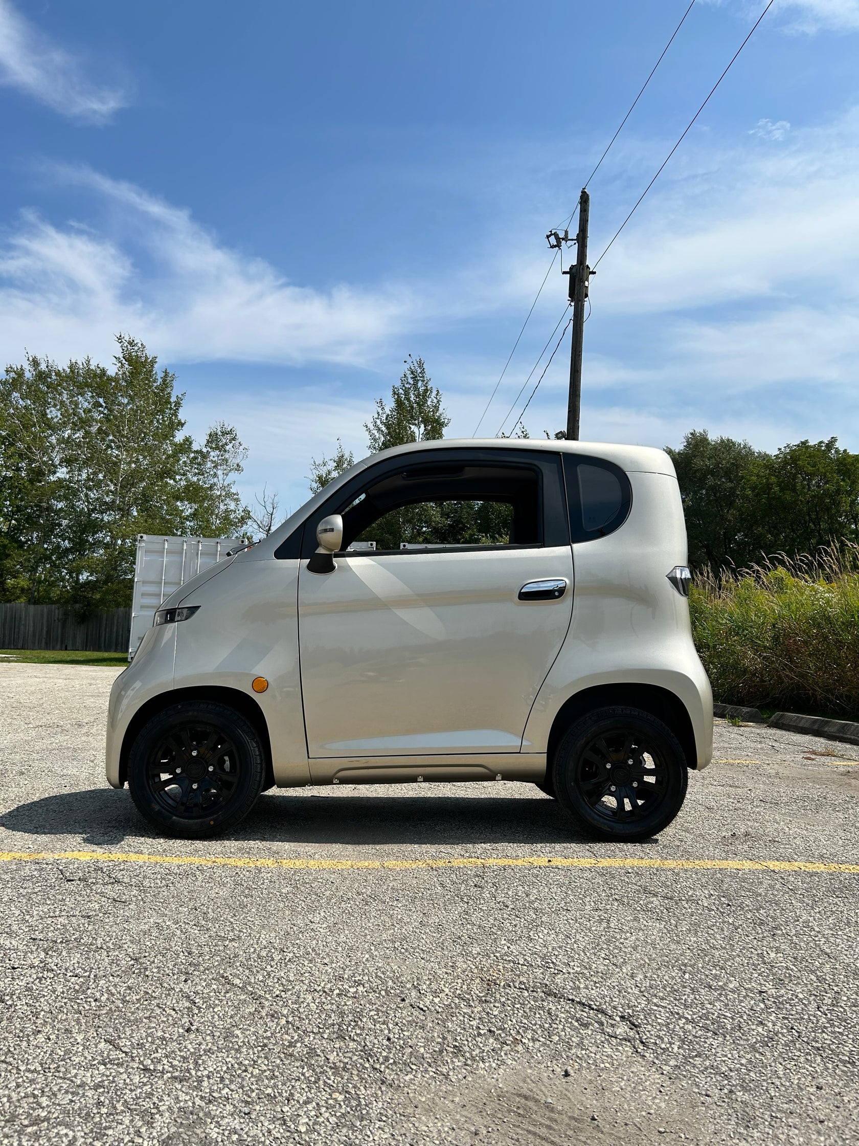 Ecolo ET4 Connect PLUS 4 Wheel Enclosed Mobility Scooter – Ride the ...