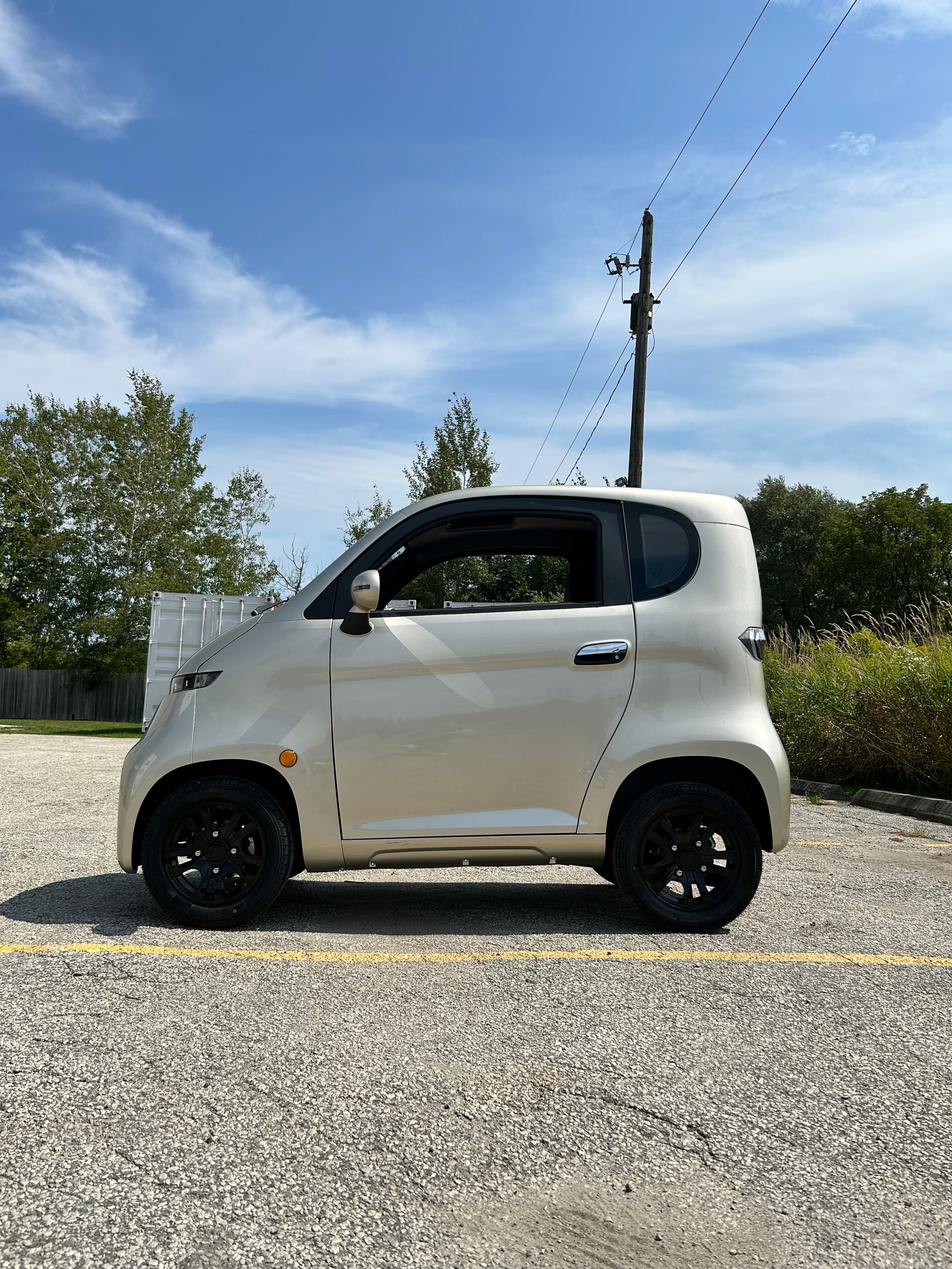Ecolo ET4 Connect PLUS 4 Wheel Enclosed Mobility Scooter – Ride the ...