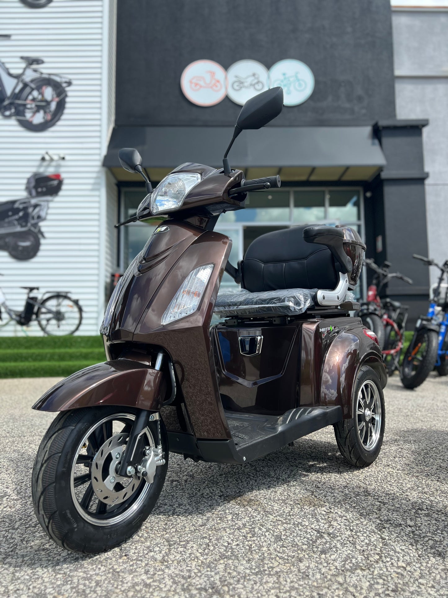 Matrix WAVE 3 Wheel Mobility Scooter – Ride the Wind Ebikes