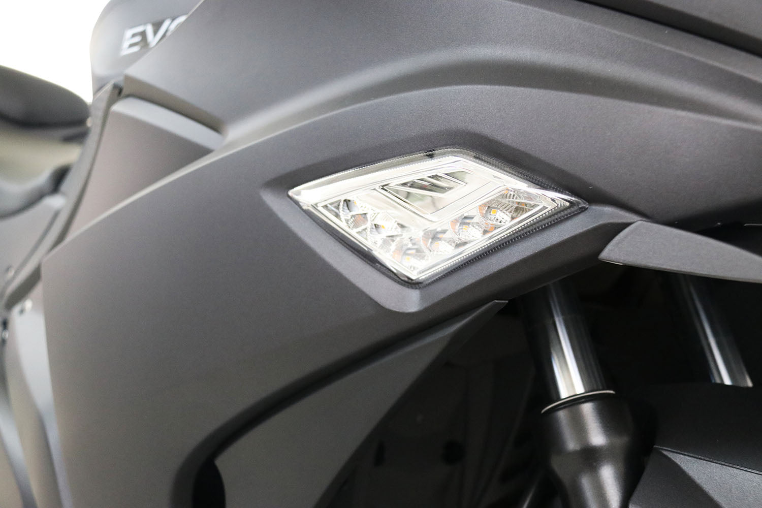 Evoque Streetster R 2024 | Electric Motorcycle Style Ebike – Ride the ...