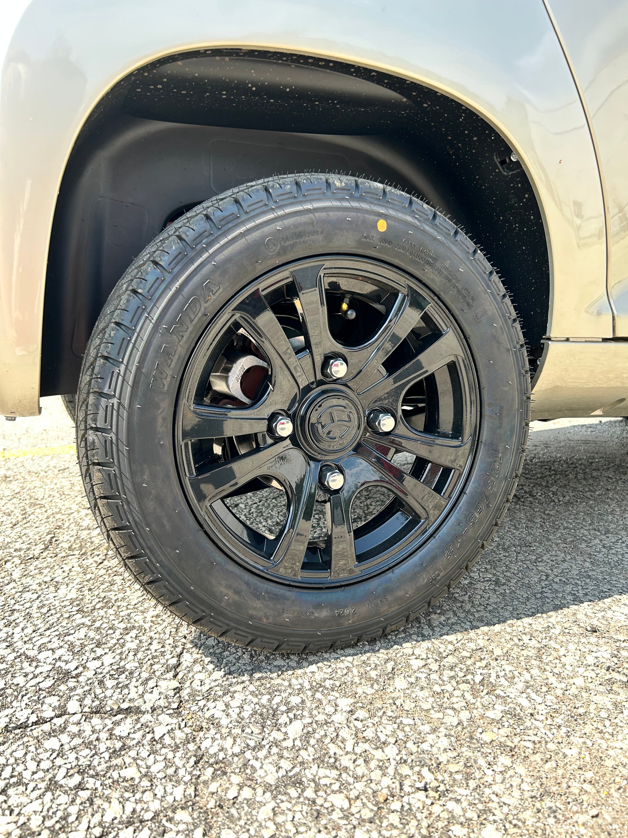 Ecolo ET4 Connect PLUS 4 Wheel Enclosed Mobility Scooter – Ride the ...