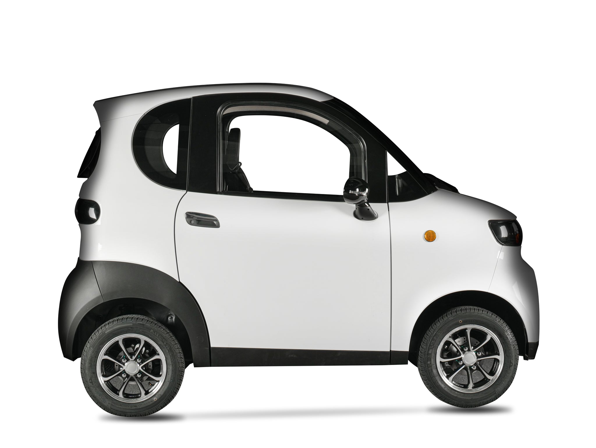 Evoque Enza 2025 | Electric Enclosed Mobility Scooter – Ride the Wind ...